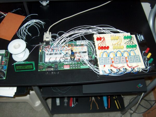 Binary / Digital Clock – Savage///Circuits